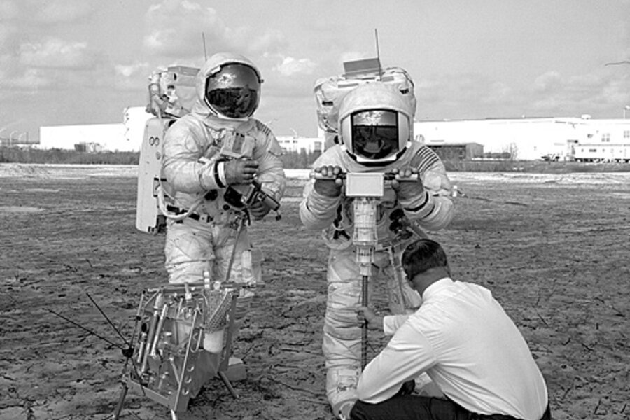 Space photos of the day: Apollo 13 - CSMonitor.com