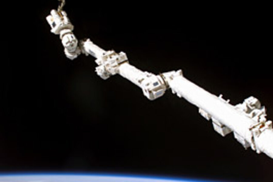 Space photos of the day: Extravehicular activities - CSMonitor.com