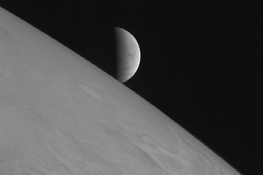 A real-life 'Avatar'? Search begins for moons that could support life ...