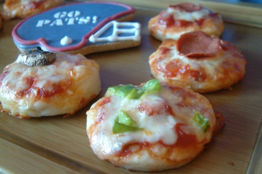 Super Bowl mini pizza appetizers - CSMonitor.com