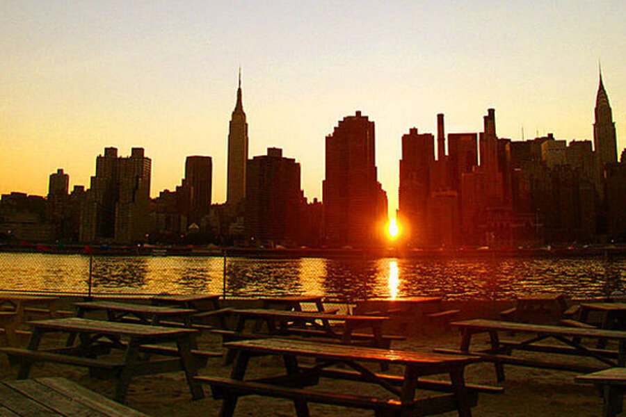 Manhattanhenge: Sun to align perfectly with New York street grid ...