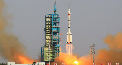 213 miles up, Chinese astronauts achieve milestone - CSMonitor.com