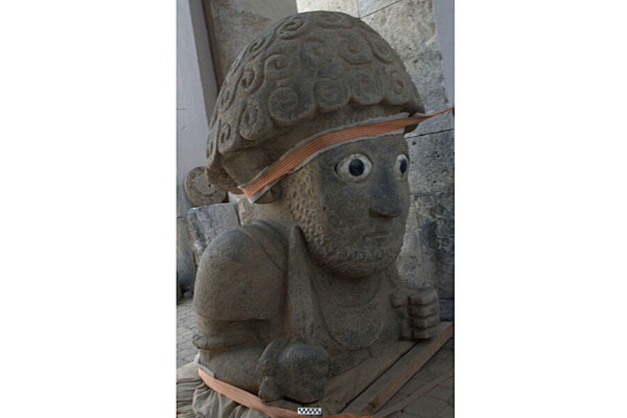 Colossal human sculpture unearthed in Turkey - CSMonitor.com