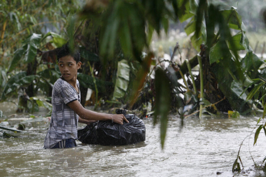 Torrential rains in Manila cause deadly landslide - CSMonitor.com