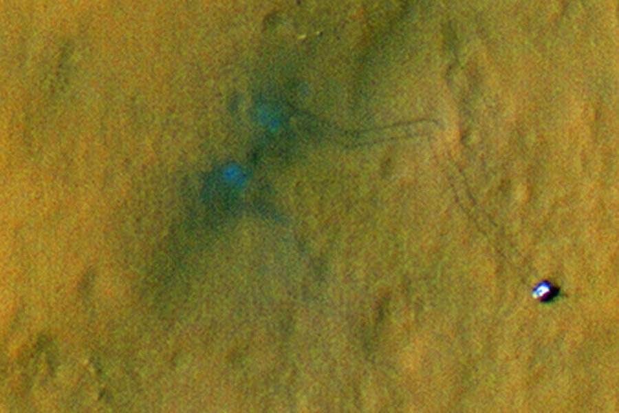 Spectacular photo shows Mars rover tracks from space - CSMonitor.com