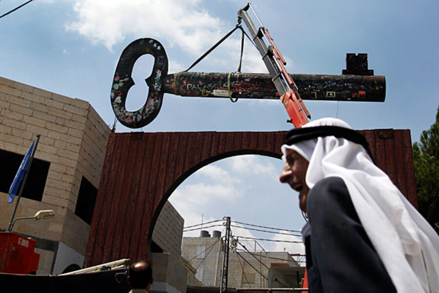 Israel scrambles Palestinian 'right of return' with Jewish refugee talk ...