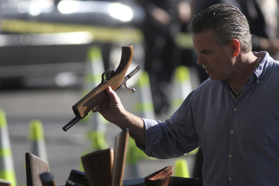 Los Angeles collects most guns ever, in post-Newtown buyback event ...