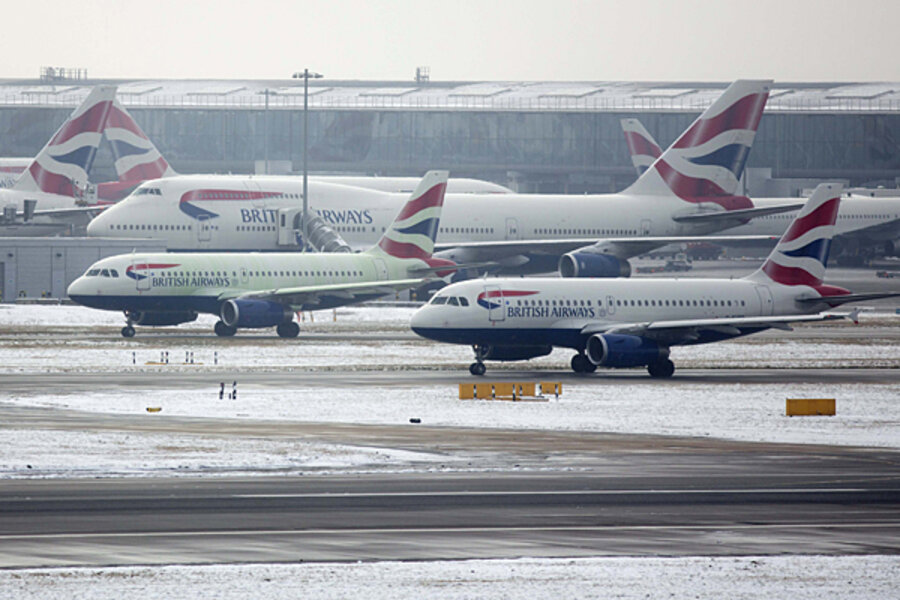 London Heathrow airport hit with snowstorm; Flights cancelled ...
