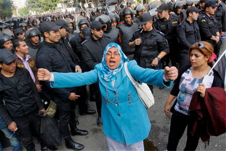 US demands Morsi repudiate 'deeply offensive' comments - CSMonitor.com