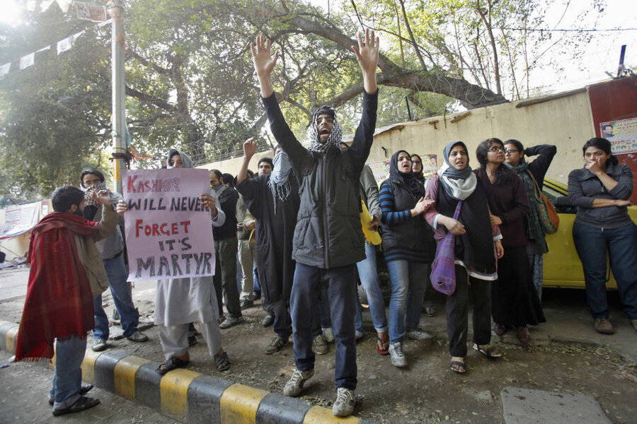 Kashmir protests turn deadly after hanging in New Delhi - CSMonitor.com