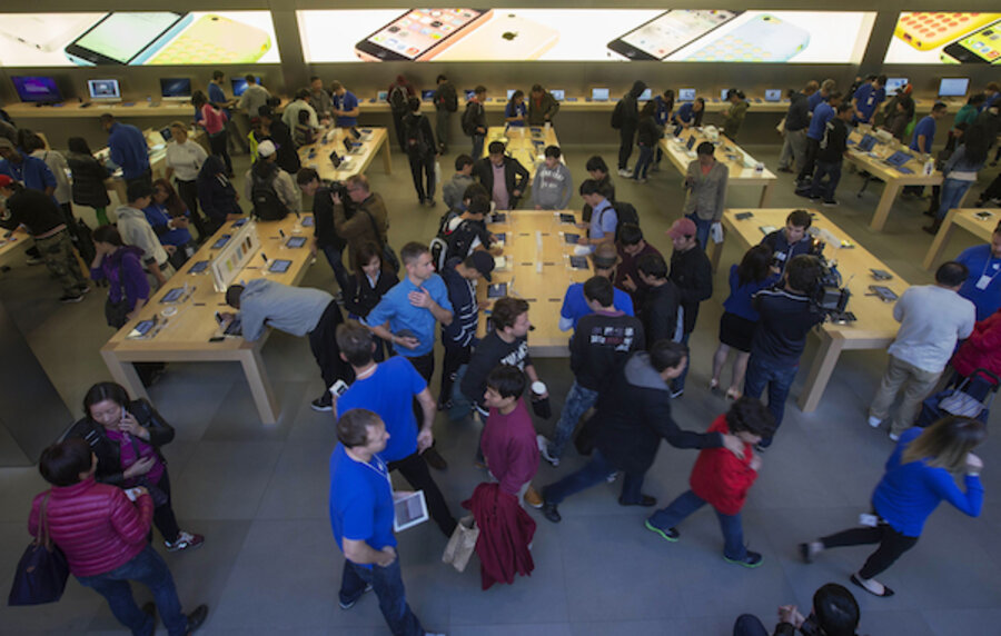 iBeacon adds location-tracking to Apple store experience - CSMonitor.com