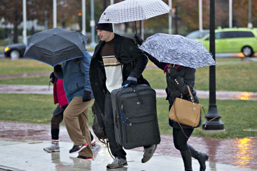 Thanksgiving storm travel disruptions: Not as bad as feared - CSMonitor.com