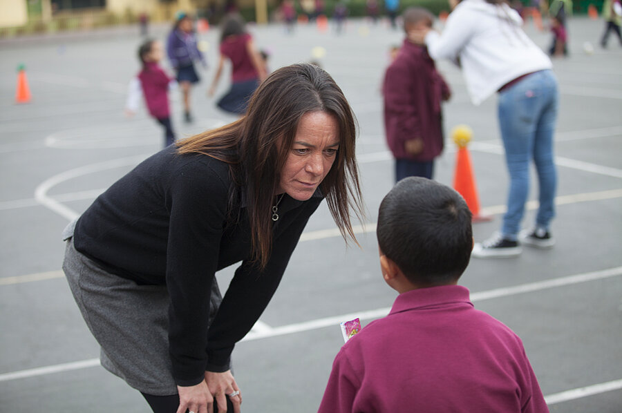 Jennifer Epps inspires inner-city students and teachers in Los Angeles ...