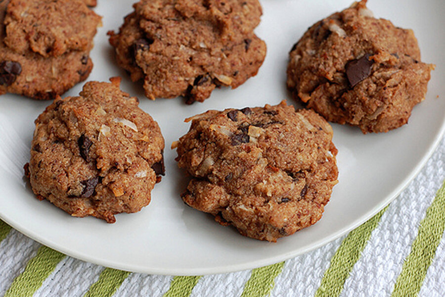 Holiday food gifts: Coconut almond chocolate chunk cookies - CSMonitor.com
