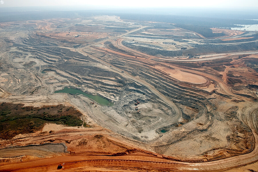 One African nation starts to 'push back' on abusive foreign investors ...