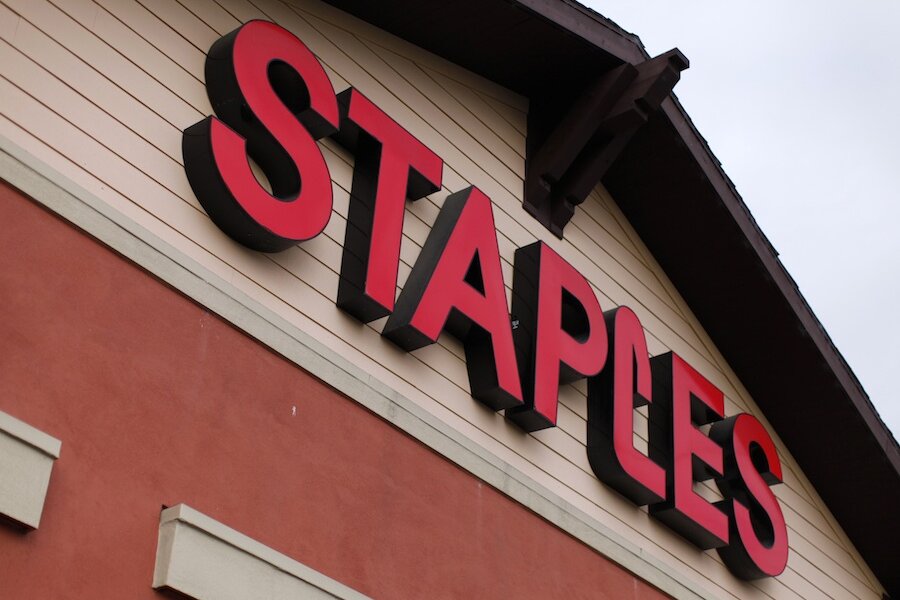 Staples closing 140 stores this year amid poor sales - CSMonitor.com