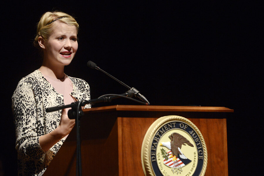 Elizabeth Smart discusses her kidnapping at human trafficking ...