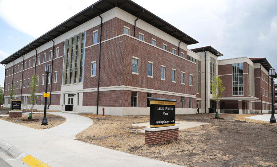 Amazon expands presence on college campuses - CSMonitor.com