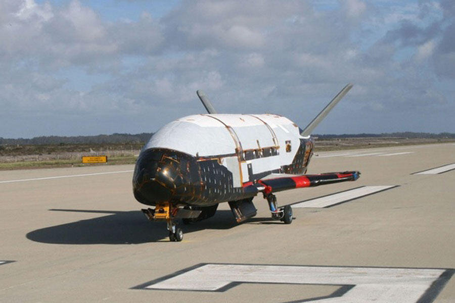 What was the secret Air Force space plane's mission? Five theories ...