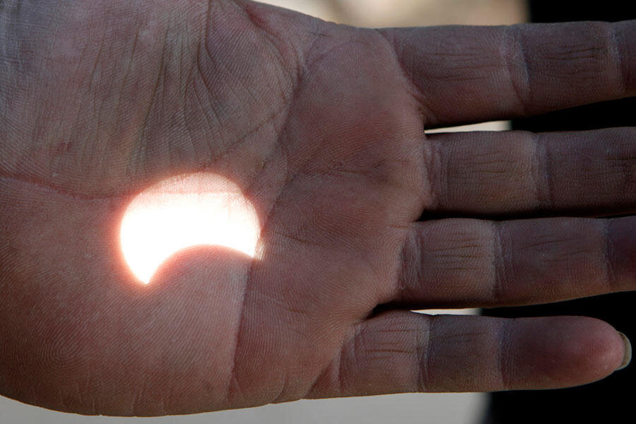 What's the best way to watch Thursday's partial eclipse? - CSMonitor.com