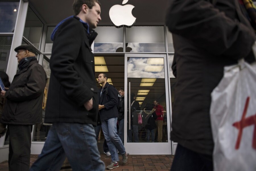 Apple pushes out its first-ever automated security update - CSMonitor.com