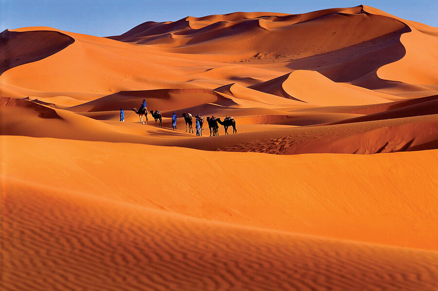 Lisa Kristine reveals the brutal conditions – and uplifting humanity ...