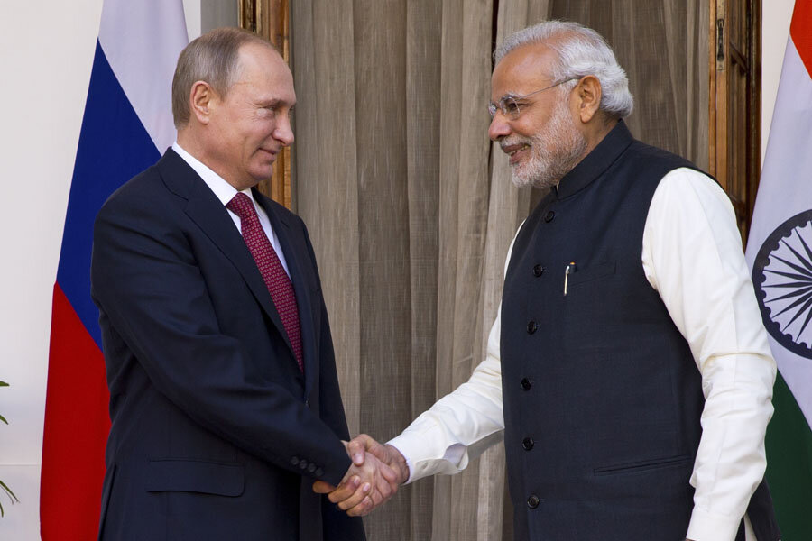 Putin reaches out to Modi for new Russia-India pacts - CSMonitor.com