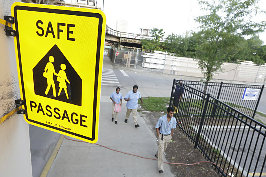 How veterans are working to keep Chicago's children safe - CSMonitor.com