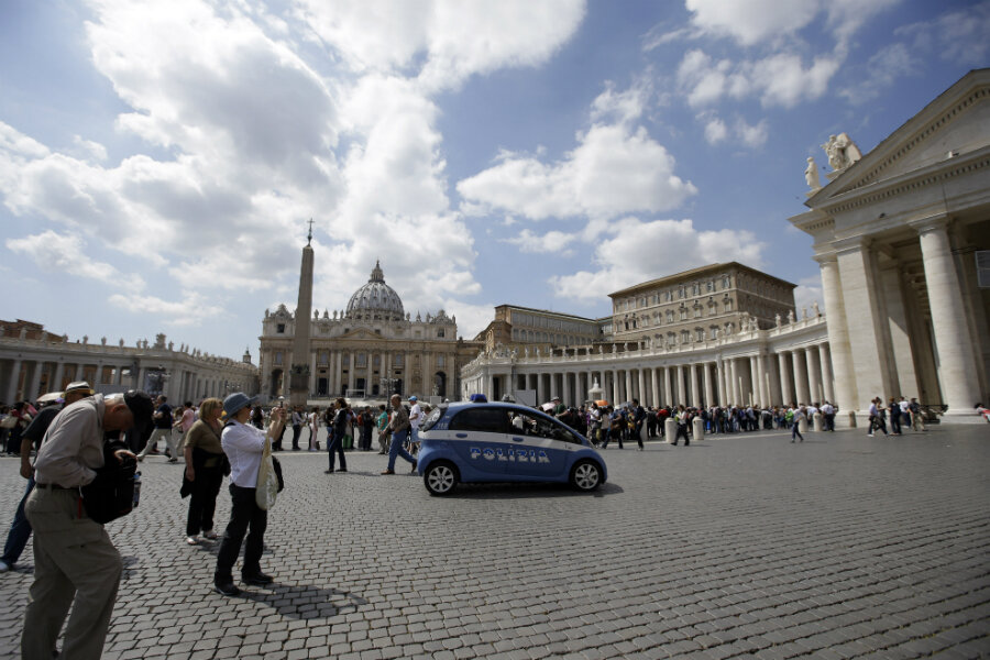 Italy terror sweep: Alleged Al Qaeda cell said to have targeted Vatican ...