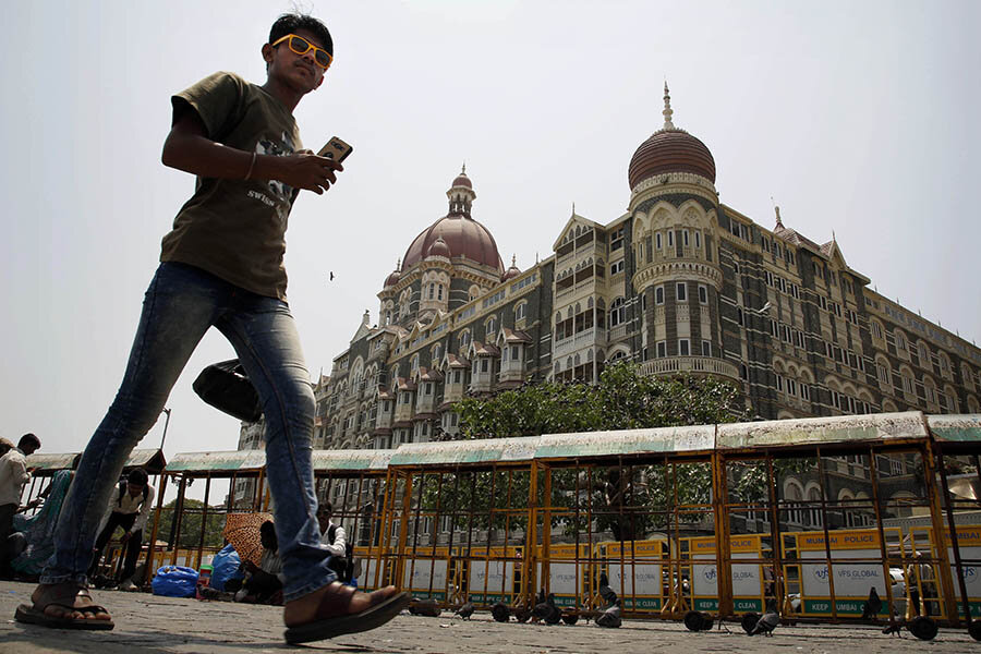 Alleged Mumbai attack mastermind released from Pakistani jail ...