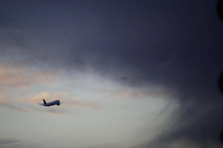 Did a hacker really make a plane go sideways? - CSMonitor.com
