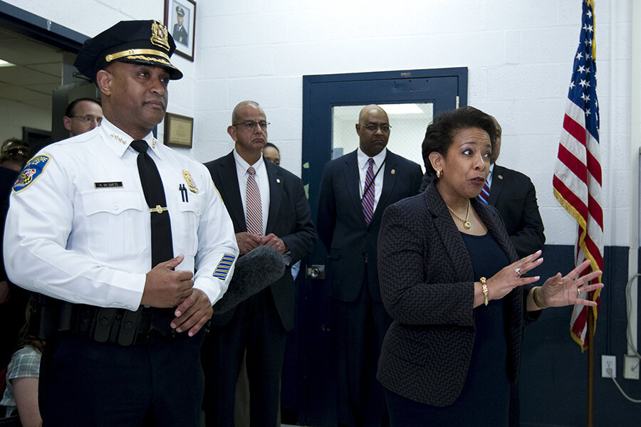 Attorney General Lynch meets with Freddie Gray's family, pledges police ...