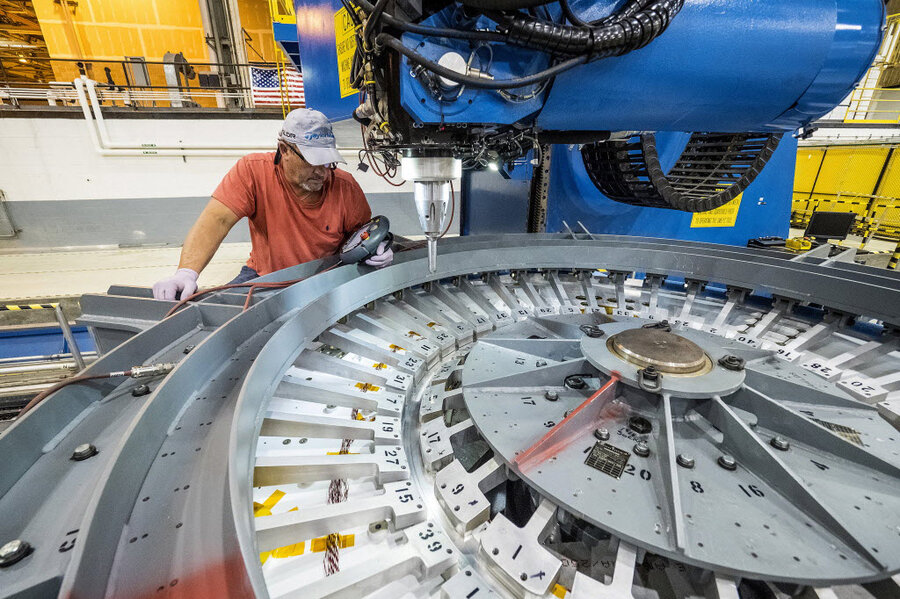 Why NASA is pushing back Orion first manned spaceflight - CSMonitor.com