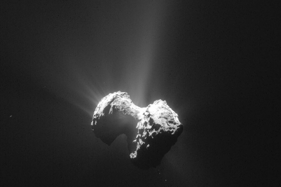 How a water cycle keeps a comet 'alive' - CSMonitor.com