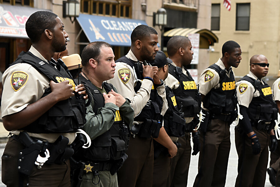 6 Trials 1 Case Why Officers Are Being Tried Separately In Freddie