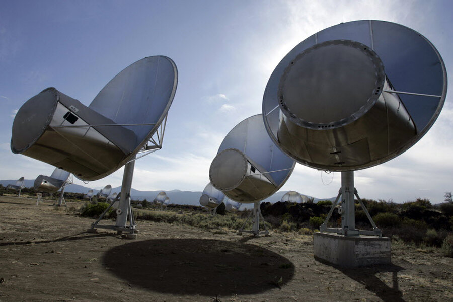 How to search for aliens near bizarre dimming star, according to ...