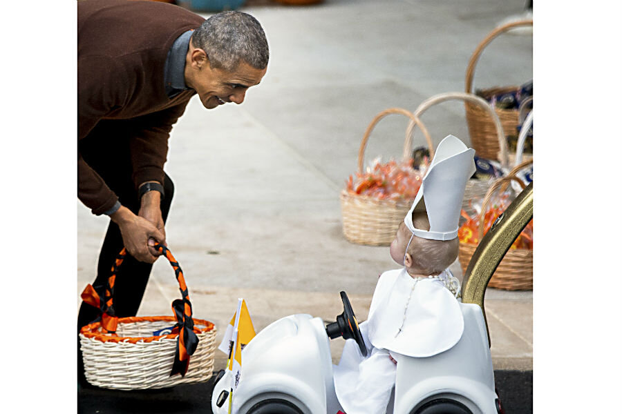 Baby in Popemobile takes honors at White House Halloween party ...