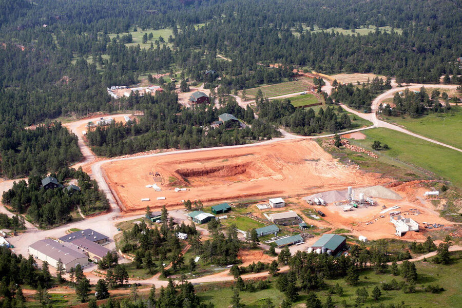 Investigation offers glimpse into polygamous sect's secretive compound ...