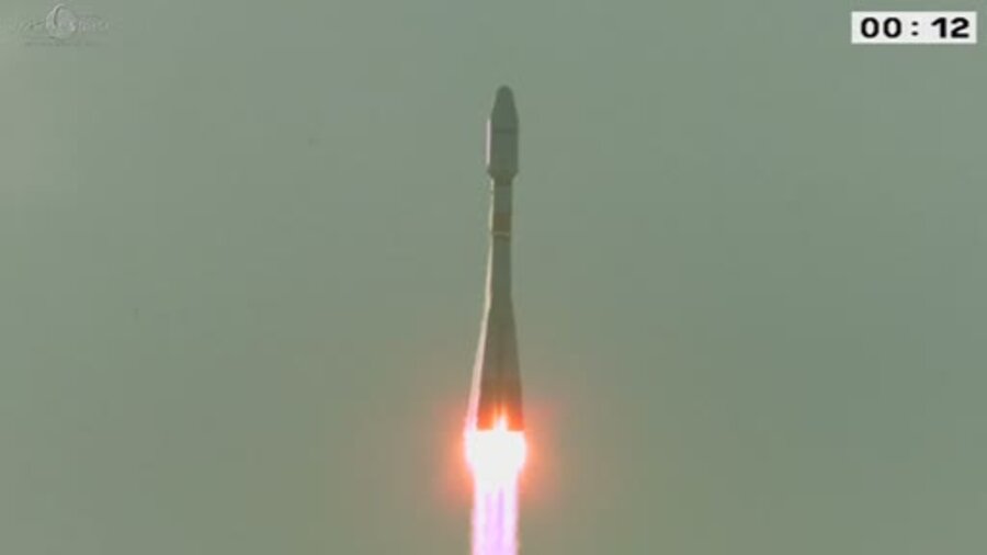 Second ESA satellite completes Earth-mapping Sentinel constellation ...