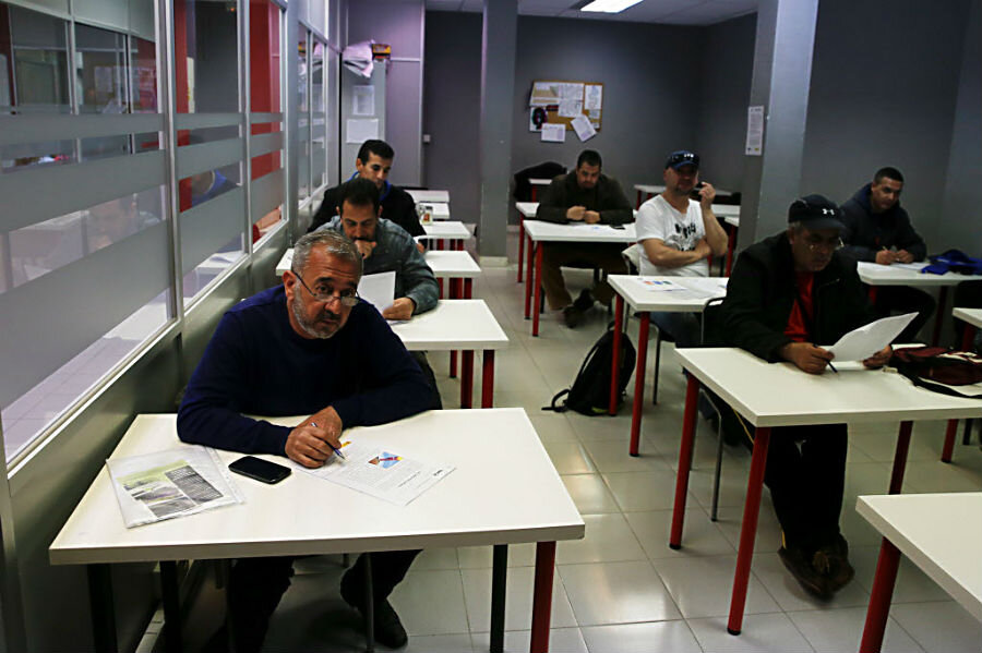 Spain prepares to welcome two incoming batches of refugees - CSMonitor.com