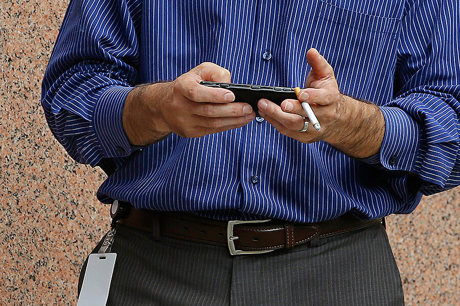 US smoking rate sees faster decline - CSMonitor.com