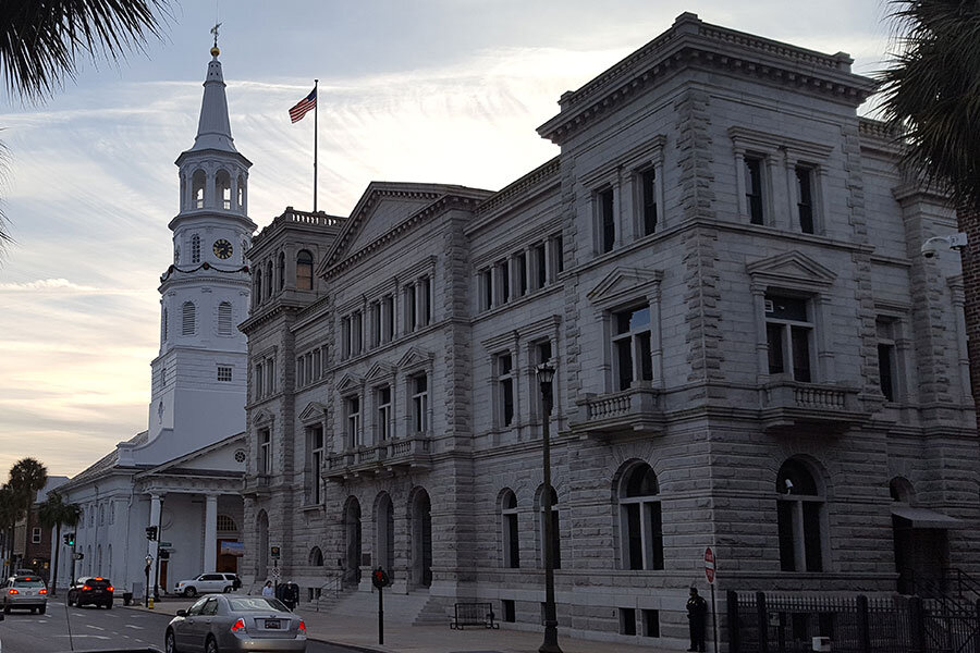 Dylann Roof trial: In black Charleston, a struggle to find both justice ...