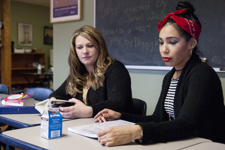 First US 'microcollege' helps single moms become liberal arts graduates ...