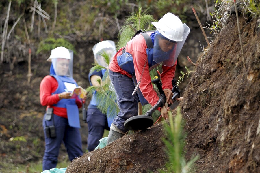 Land-mine casualties show signs of global decline - CSMonitor.com