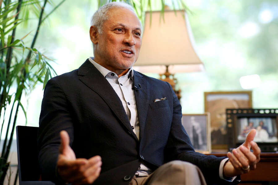 Democrats look to energize African-American, moderate white voters ...