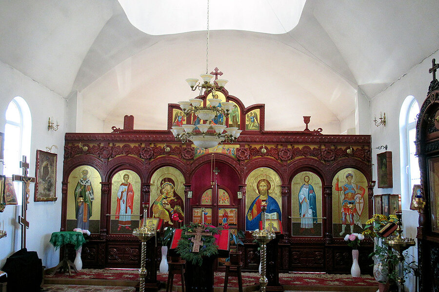 Ukraine’s new national Orthodox church roils parishes with politics ...
