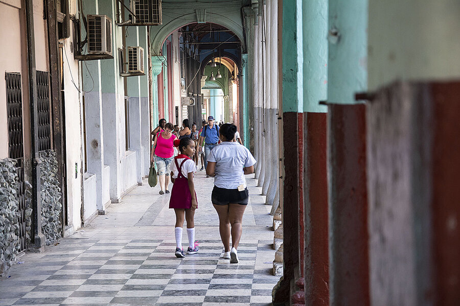 'Pedro Pans' who fled Cuba see echoes in U.S. immigration today ...