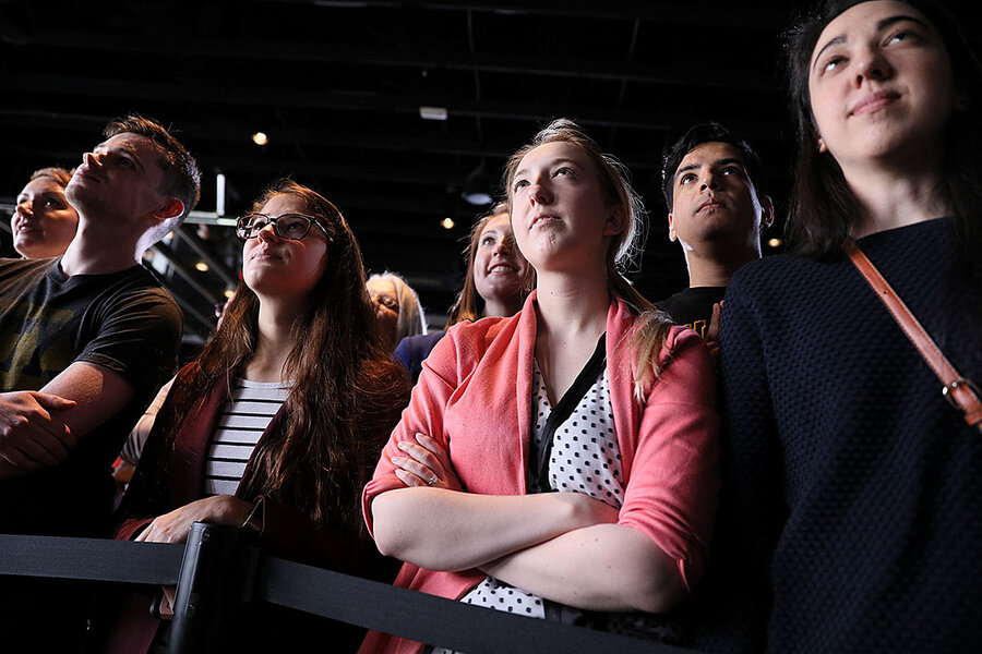 With economy humming, Democrats split over how to beat Trump ...