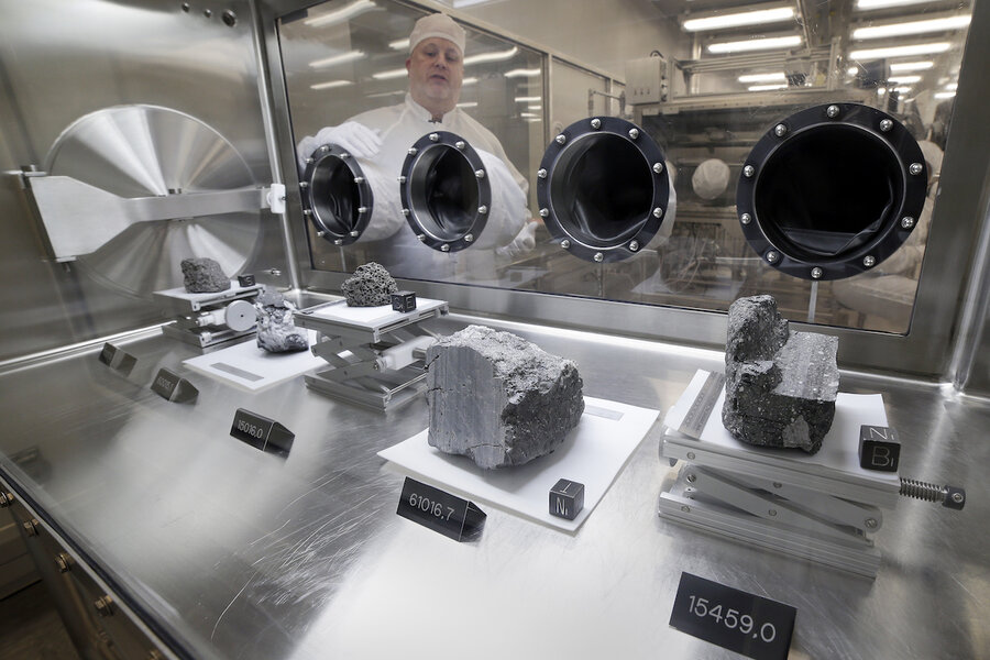 NASA to open moon rock samples sealed since Apollo missions - CSMonitor.com
