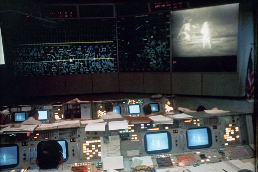 Apollo 11 moon landing anniversary reawakens memories – and dreams ...